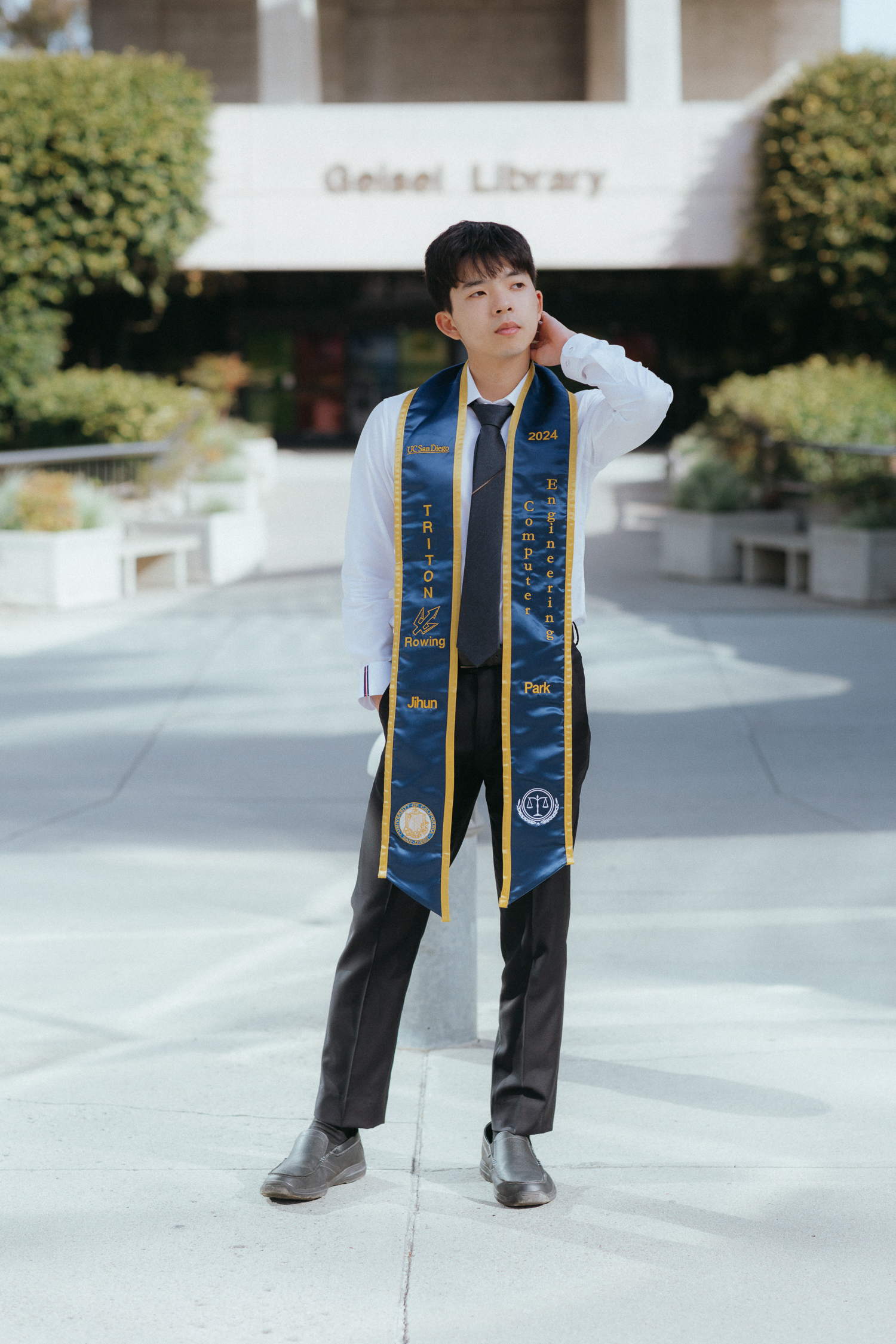 UCSD Grad Portraits | JP - Melissa Montoya Photography