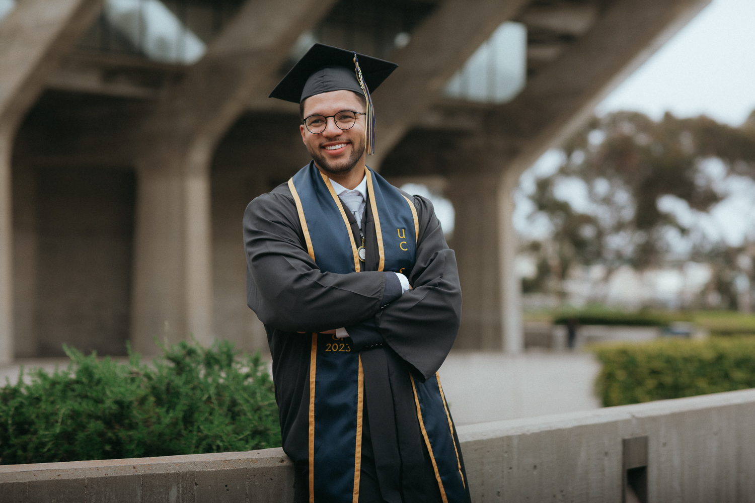 UCSD Grad Portrait Photos | DR - Melissa Montoya Photography
