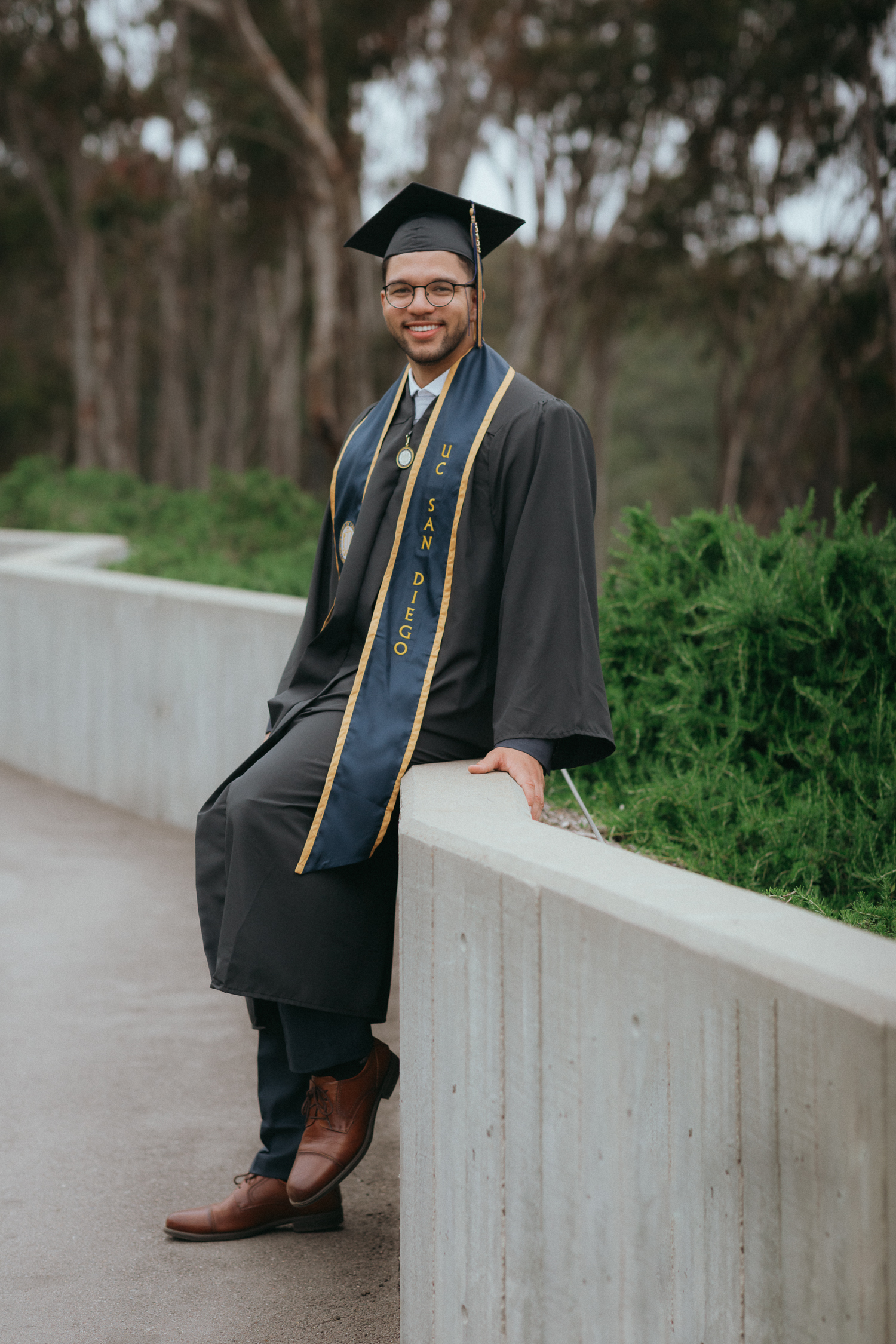 UCSD Grad Portrait Photos | DR - Melissa Montoya Photography